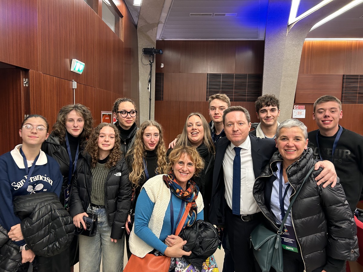 Young Factor: un dialogo tra giovani, economia e finanza - Lanuovasavona.it